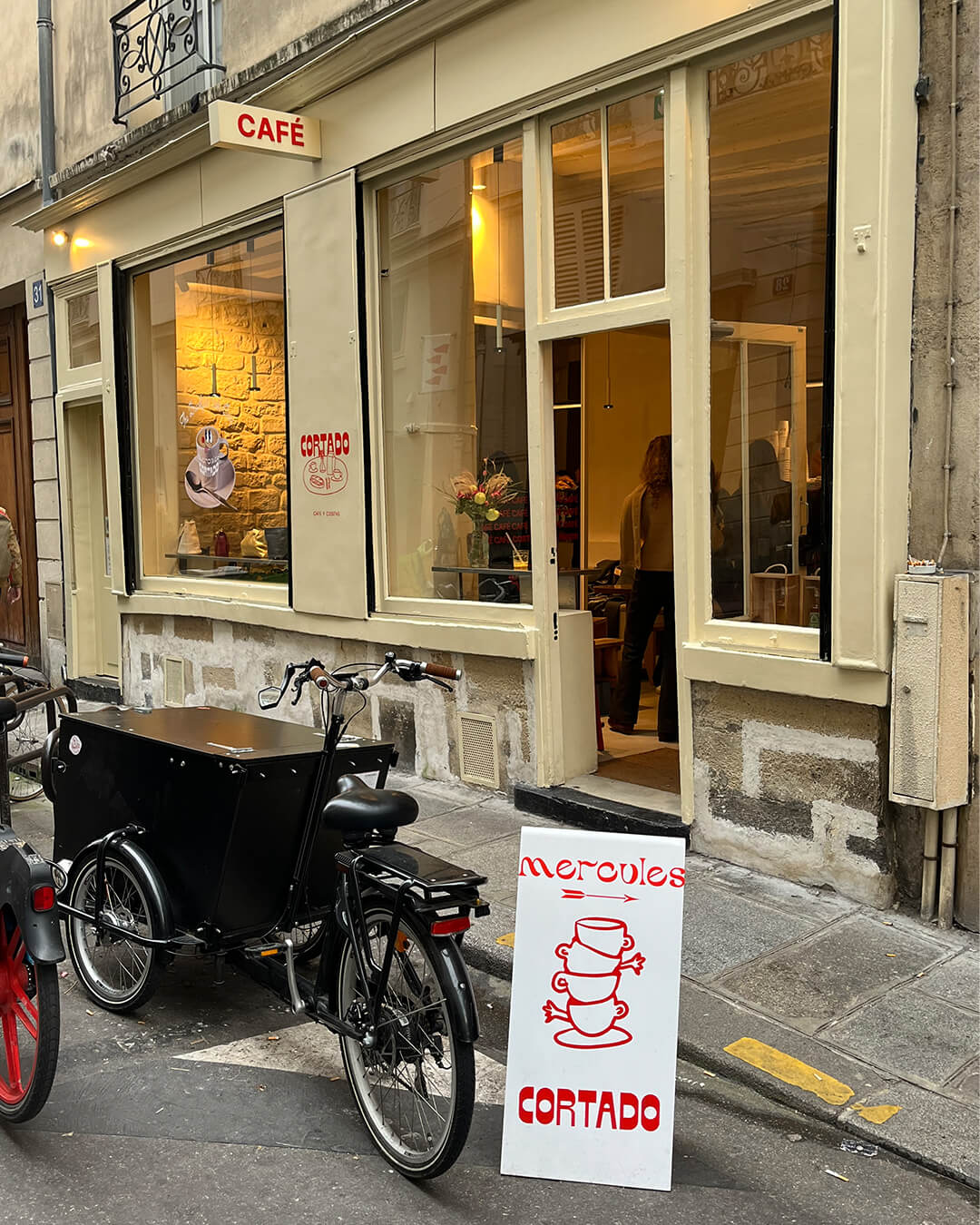 París - Cortado breakfast takeover – Mercules