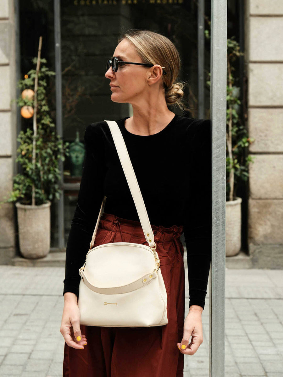 Juniper Bone | Bolso mediano de piel | Mercules